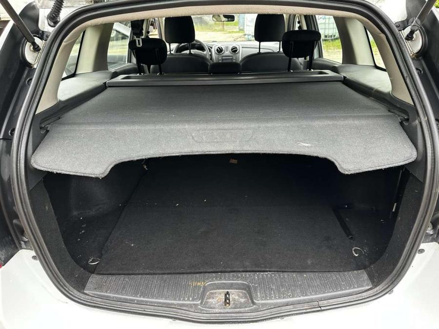 Balts Dacia Logan 2014 Prienai, ar dzinēja tilpumu 1.46 L un nobraukumu 252 tūkst. km par 2500 €, foto 14 vietnē AUTOMOTO.COM.LV