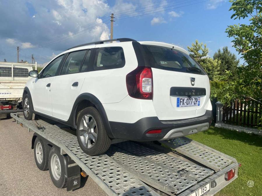 White Dacia Logan 2019 in Marijampole, with an engine capacity of 1.46 L and mileage of 158 thousand km for 4200 €, photo 4 on AUTOMOTO.COM.LV