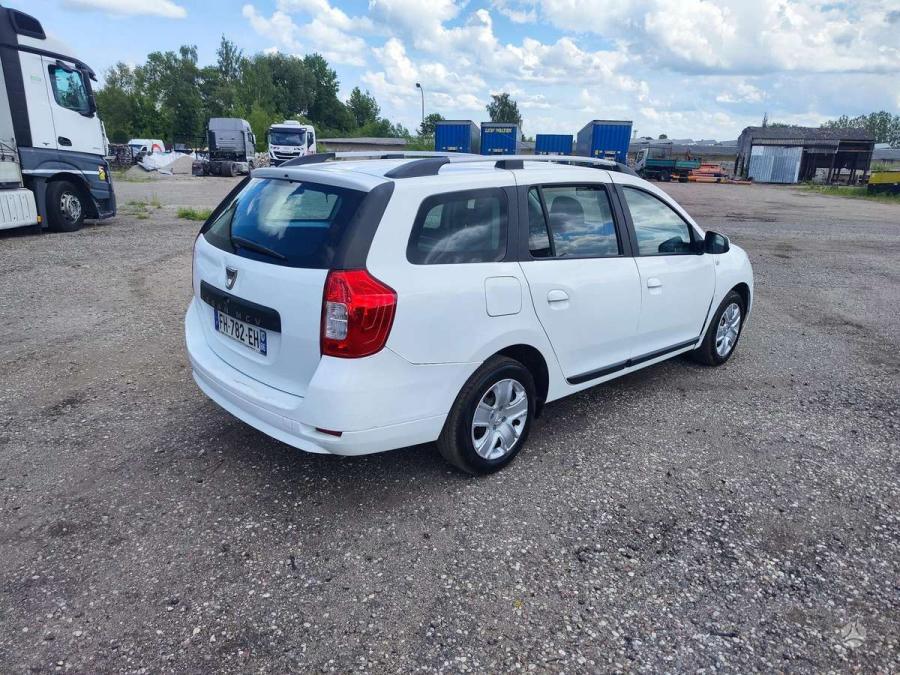 White Dacia Logan 2019 in Taurage, with an engine capacity of 1.50 L and mileage of 256 thousand km for 4200 €, photo 7 on AUTOMOTO.COM.LV