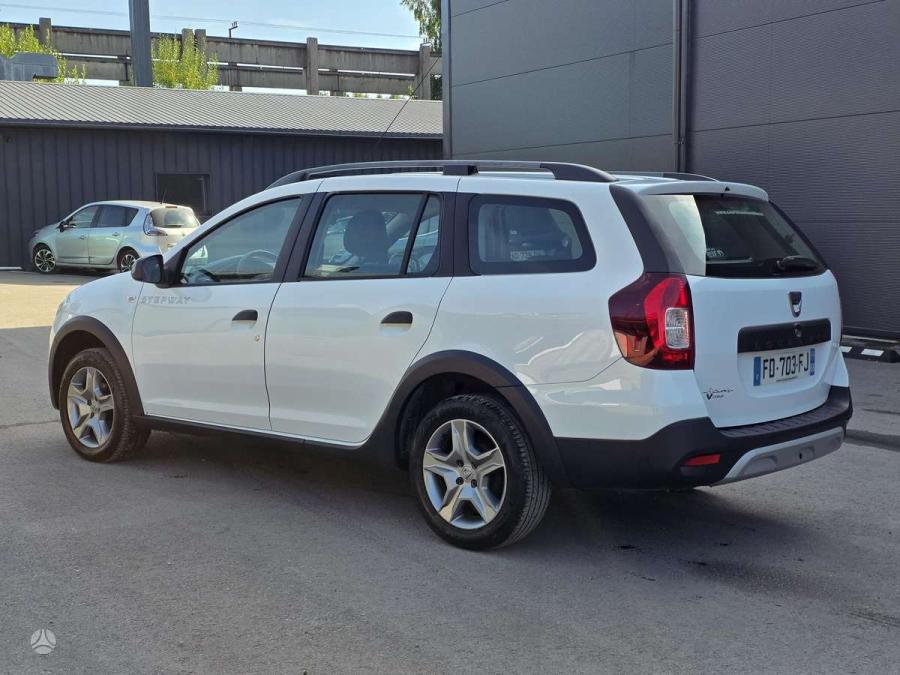 Balts Dacia Logan 2019 Tauragė, ar dzinēja tilpumu 1.46 L un nobraukumu 220 tūkst. km par 5300 €, foto 4 vietnē AUTOMOTO.COM.LV