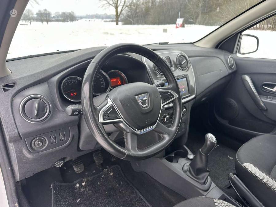 Balts Dacia Logan 2020 Kauņa, ar dzinēja tilpumu 0.90 L un nobraukumu 134 tūkst. km par 6550 €, foto 10 vietnē AUTOMOTO.COM.LV