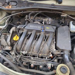 Dzeltens Dacia Logan 2006 Kauņa, ar dzinēja tilpumu 1.60 L un nobraukumu 300 tūkst. km par 850 €, foto 5 vietnē AUTOMOTO.COM.LV