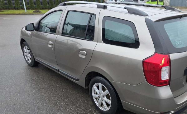 Dzeltens Dacia Logan 2015 Tauragė, ar dzinēja tilpumu 0.90 L un nobraukumu 173 tūkst. km par 3200 €, foto 8 vietnē AUTOMOTO.COM.LV