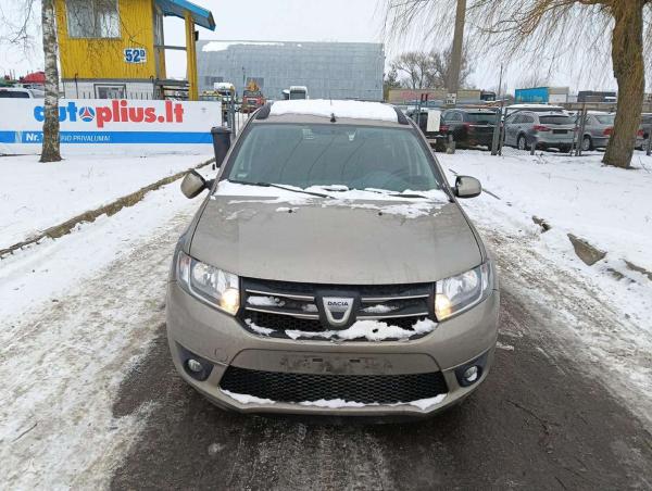 Yellow Dacia Logan 2015 in Marijampole, with an engine capacity of 1.46 L and mileage of 92 thousand km for 2850 €, photo 1 on AUTOMOTO.COM.LV