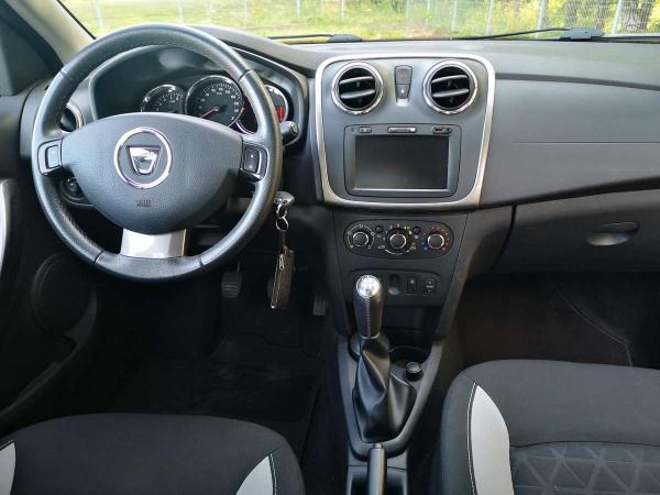 Black Dacia Sandero 2014 in Radviliskis, with an engine capacity of 0.90 L and mileage of 159 thousand km for 3250 €, photo 8 on AUTOMOTO.COM.LV