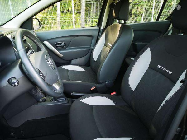Black Dacia Sandero 2014 in Radviliskis, with an engine capacity of 0.90 L and mileage of 159 thousand km for 3250 €, photo 9 on AUTOMOTO.COM.LV