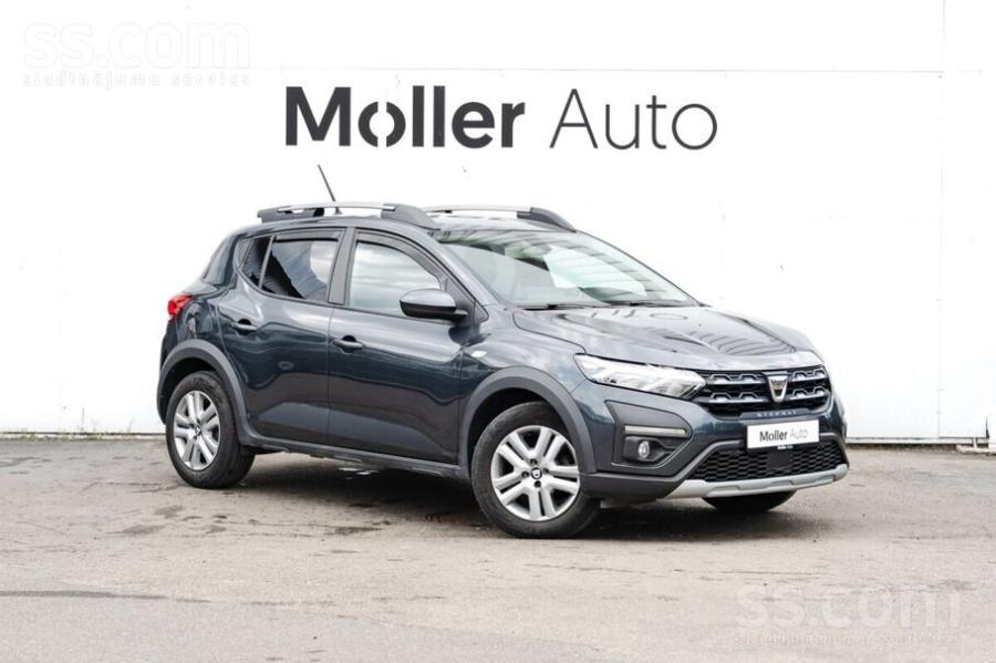 Black Dacia Sandero 2021 in Riga, with an engine capacity of 1.00 L and mileage of 56 thousand km for 12650 €, photo 3 on AUTOMOTO.COM.LV