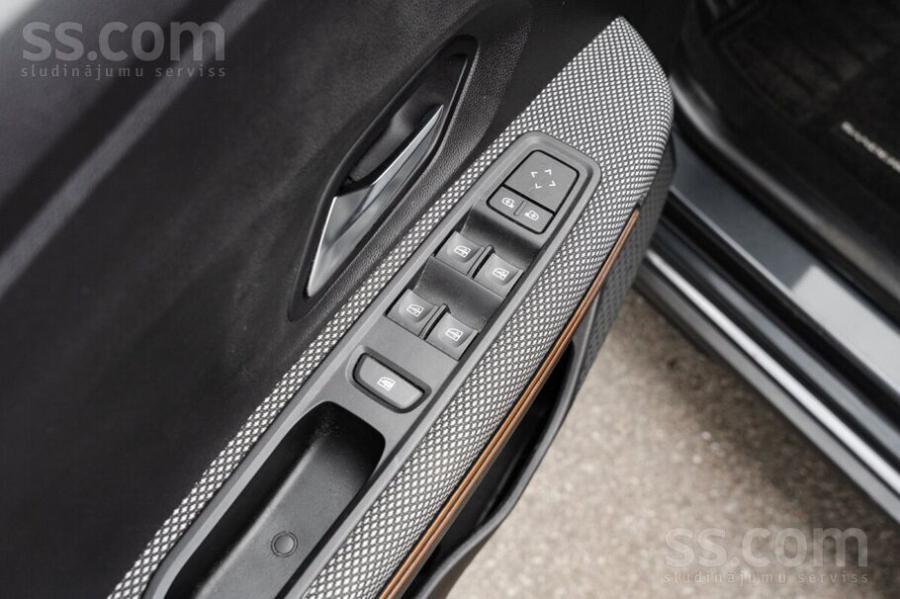 Black Dacia Sandero 2021 in Riga, with an engine capacity of 1.00 L and mileage of 56 thousand km for 12650 €, photo 9 on AUTOMOTO.COM.LV