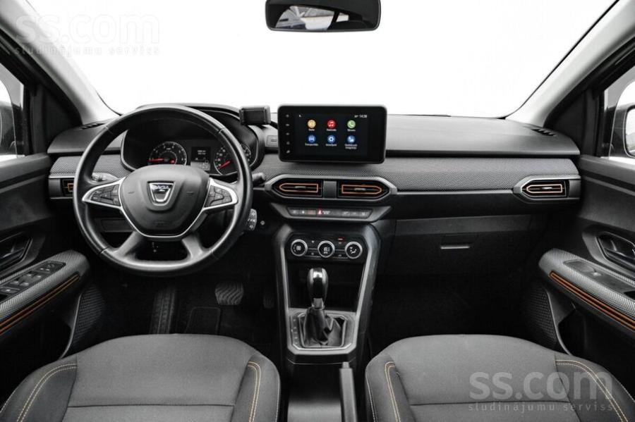 Black Dacia Sandero 2021 in Riga, with an engine capacity of 1.00 L and mileage of 56 thousand km for 12650 €, photo 21 on AUTOMOTO.COM.LV