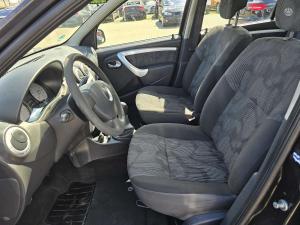 Black Dacia Sandero 2010 in Marijampole, with an engine capacity of 1.15 L and mileage of 230 thousand km for 1500 €, photo 10 on AUTOMOTO.COM.LV