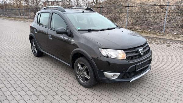 Melns Dacia Sandero 2013 Marijampole, ar dzinēja tilpumu 1.46 L un nobraukumu 276 tūkst. km par 2950 €, foto 1 vietnē AUTOMOTO.COM.LV