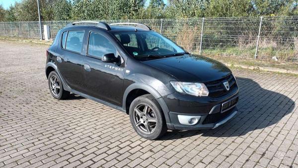 Black Dacia Sandero 2013 in Marijampole, with an engine capacity of 1.46 L and mileage of 270 thousand km for 2900 €, photo 1 on AUTOMOTO.COM.LV