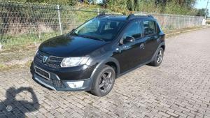 Black Dacia Sandero 2013 in Marijampole, with an engine capacity of 1.46 L and mileage of 270 thousand km for 2900 €, photo 6 on AUTOMOTO.COM.LV