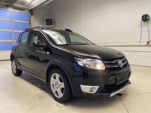 Black Dacia Sandero 2016 in Radviliskis, with an engine capacity of 1.46 L and mileage of 160 thousand km for 5450 €, photo 3 on AUTOMOTO.COM.LV
