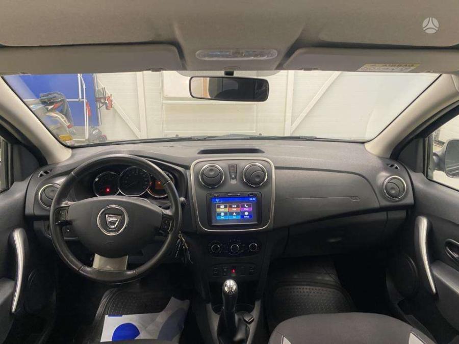 Black Dacia Sandero 2016 in Radviliskis, with an engine capacity of 1.46 L and mileage of 160 thousand km for 5450 €, photo 11 on AUTOMOTO.COM.LV