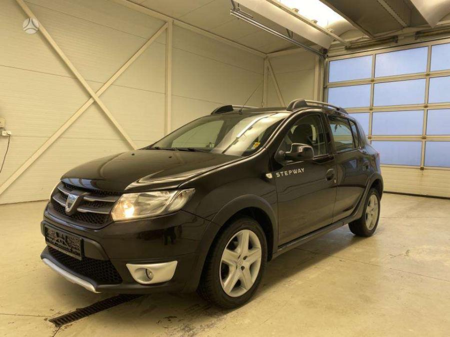 Melns Dacia Sandero 2016 Radviliškis, ar dzinēja tilpumu 1.46 L un nobraukumu 160 tūkst. km par 4850 €, foto 1 vietnē AUTOMOTO.COM.LV
