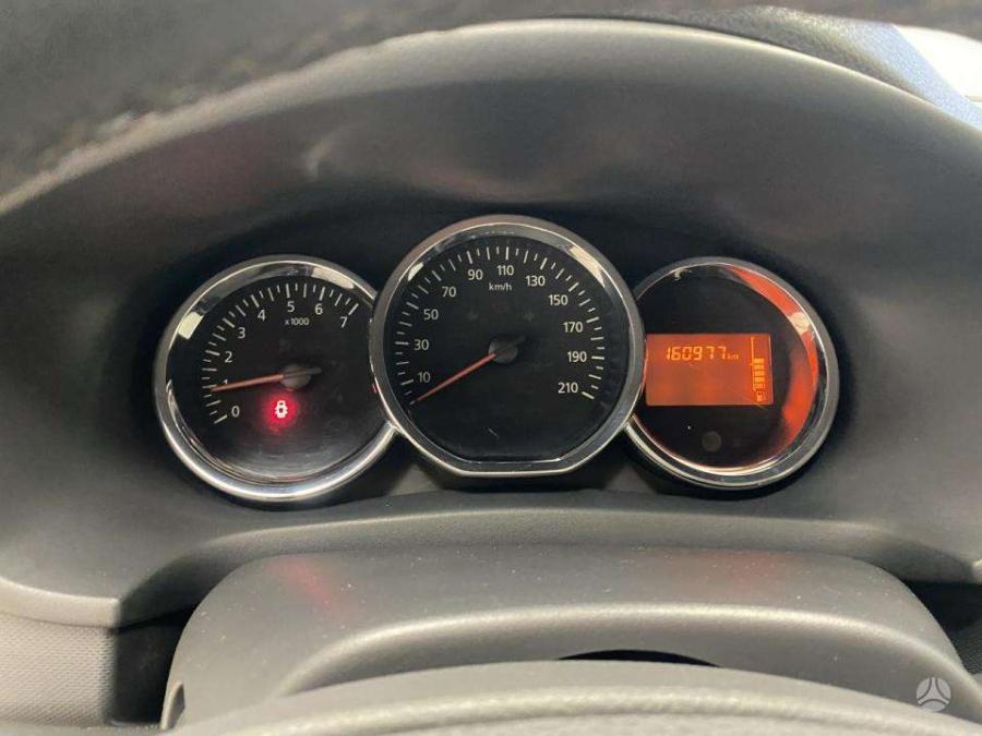 Melns Dacia Sandero 2016 Radviliškis, ar dzinēja tilpumu 1.46 L un nobraukumu 160 tūkst. km par 4850 €, foto 14 vietnē AUTOMOTO.COM.LV