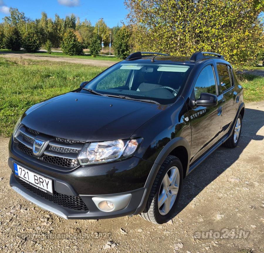 Melns Dacia Sandero 2016 Tallina, ar dzinēja tilpumu 1.50 L un nobraukumu 61 tūkst. km par 5590 €, foto 5 vietnē AUTOMOTO.COM.LV