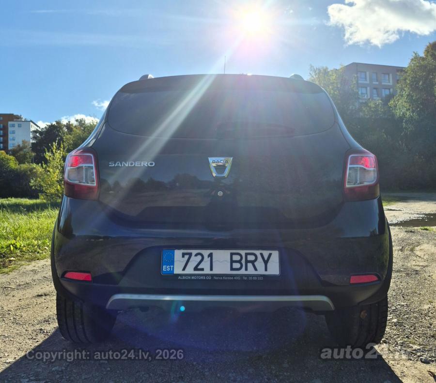 Melns Dacia Sandero 2016 Tallina, ar dzinēja tilpumu 1.50 L un nobraukumu 61 tūkst. km par 5590 €, foto 9 vietnē AUTOMOTO.COM.LV