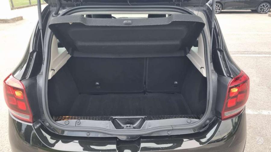 Melns Dacia Sandero 2018 Šauļi, ar dzinēja tilpumu 0.90 L un nobraukumu 143 tūkst. km par 4999 €, foto 12 vietnē AUTOMOTO.COM.LV