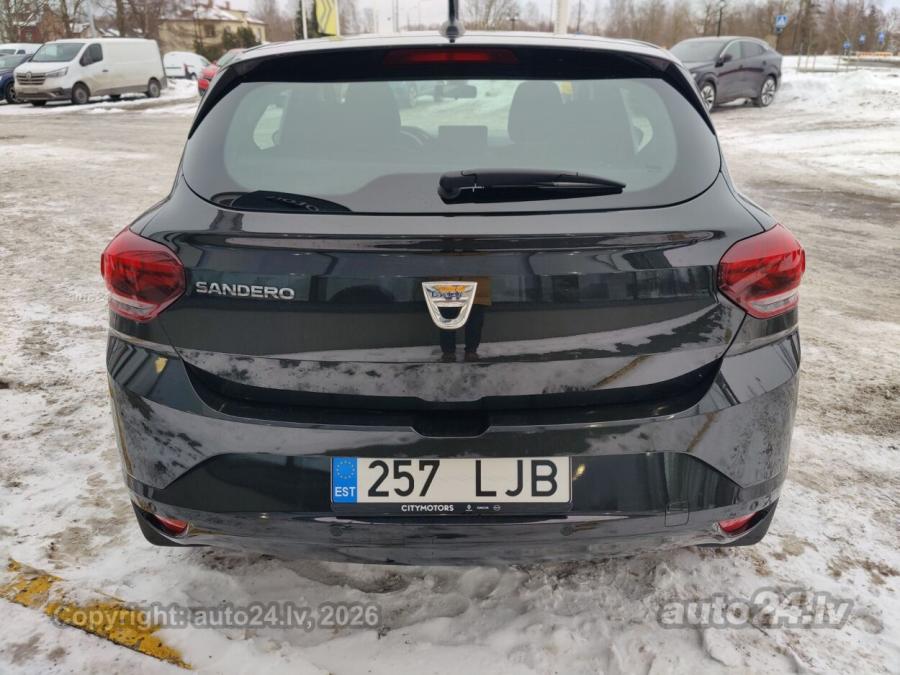 Black Dacia Sandero 2021 in Tartu, with an engine capacity of 1.00 L and mileage of 31 thousand km for 10490 €, photo 4 on AUTOMOTO.COM.LV