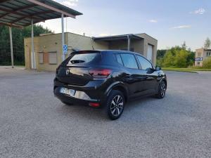 Black Dacia Sandero 2021 in Anyksciai, with an engine capacity of 1.00 L and mileage of 26 thousand km for 7400 €, photo 5 on AUTOMOTO.COM.LV