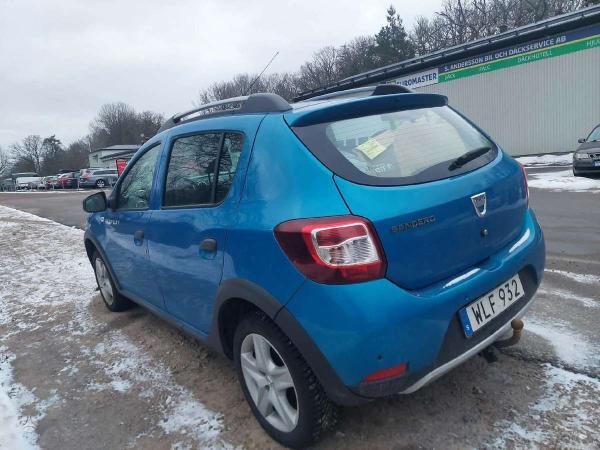 Zils Dacia Sandero 2014 Viļņa, ar dzinēja tilpumu 0.90 L un nobraukumu 205 tūkst. km par 2800 €, foto 4 vietnē AUTOMOTO.COM.LV