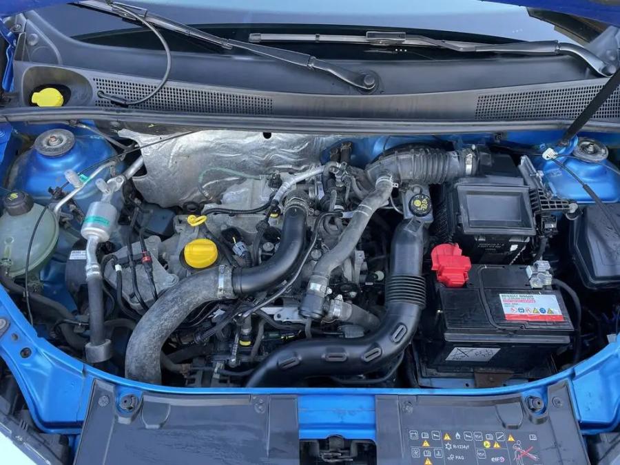 Blue Dacia Sandero 2019 in Talsi, with an engine capacity of 0.90 L and mileage of 127 thousand km for 5800 €, photo 12 on AUTOMOTO.COM.LV