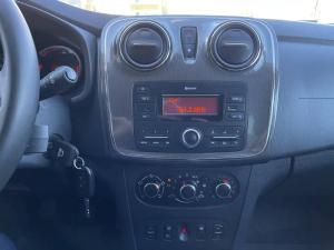 Blue Dacia Sandero 2019 in Talsi, with an engine capacity of 0.90 L and mileage of 127 thousand km for 5800 €, photo 19 on AUTOMOTO.COM.LV