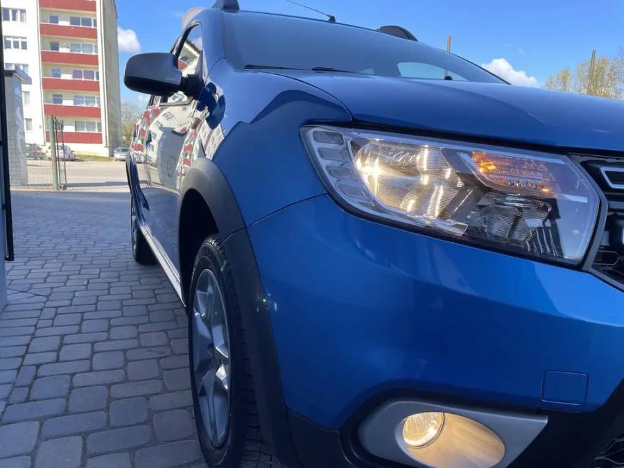 Blue Dacia Sandero 2019 in Talsi, with an engine capacity of 0.90 L and mileage of 127 thousand km for 5800 €, photo 24 on AUTOMOTO.COM.LV