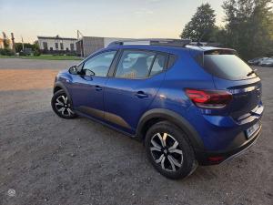 Blue Dacia Sandero 2022 in Kaunas, with an engine capacity of 1.00 L and mileage of 73 thousand km for 10900 €, photo 4 on AUTOMOTO.COM.LV