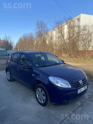 Blue Dacia Sandero 2008 in Riga, with an engine capacity of 1.40 L and mileage of 89 thousand km for 2100 €, photo  on AUTOMOTO.COM.LV