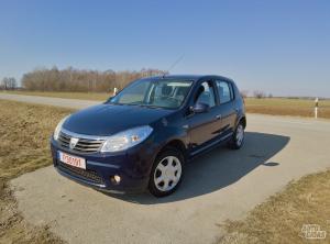 Zils Dacia Sandero 2010 Vilkaviškis, ar dzinēja tilpumu 1.20 L un nobraukumu 140 tūkst. km par 1550 €, foto  vietnē AUTOMOTO.COM.LV
