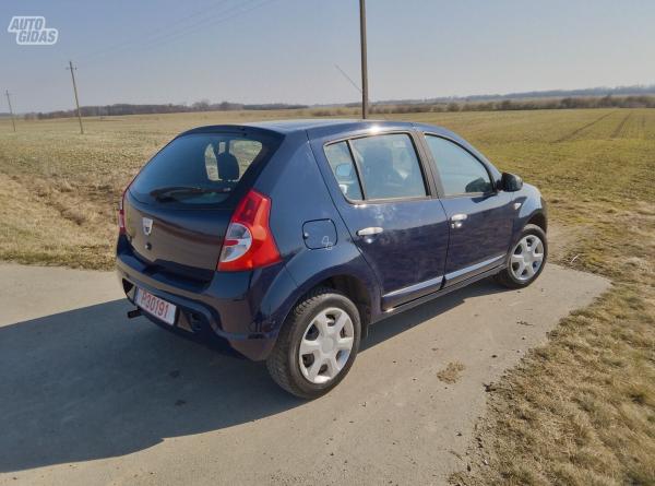 Zils Dacia Sandero 2010 Vilkaviškis, ar dzinēja tilpumu 1.20 L un nobraukumu 140 tūkst. km par 1550 €, foto 6 vietnē AUTOMOTO.COM.LV