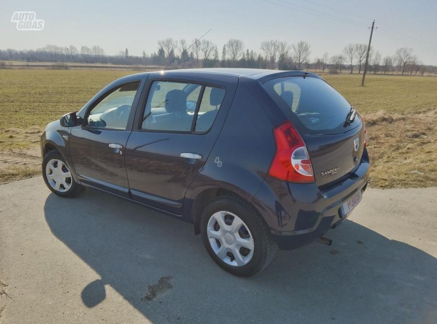 Zils Dacia Sandero 2010 Vilkaviškis, ar dzinēja tilpumu 1.20 L un nobraukumu 140 tūkst. km par 1550 €, foto 8 vietnē AUTOMOTO.COM.LV