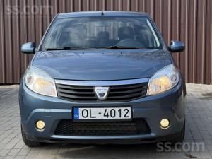 Zils Dacia Sandero 2010 Rīga, ar dzinēja tilpumu 1.50 L un nobraukumu 173 tūkst. km par 2100 €, foto 3 vietnē AUTOMOTO.COM.LV