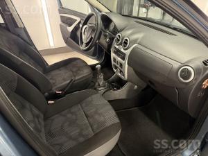 Zils Dacia Sandero 2010 Rīga, ar dzinēja tilpumu 1.50 L un nobraukumu 173 tūkst. km par 2100 €, foto 13 vietnē AUTOMOTO.COM.LV