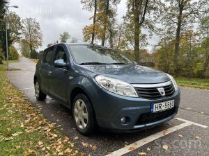 Zils Dacia Sandero 2011 Alūksne, ar dzinēja tilpumu 1.50 L un nobraukumu 0 tūkst. km par 1850 €, foto 3 vietnē AUTOMOTO.COM.LV