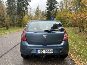 Zils Dacia Sandero 2011 Alūksne, ar dzinēja tilpumu 1.50 L un nobraukumu 0 tūkst. km par 1850 €, foto 7 vietnē AUTOMOTO.COM.LV
