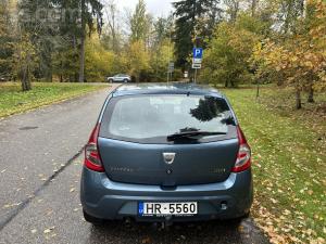 Zils Dacia Sandero 2011 Alūksne, ar dzinēja tilpumu 1.50 L un nobraukumu 0 tūkst. km par 1850 €, foto 9 vietnē AUTOMOTO.COM.LV