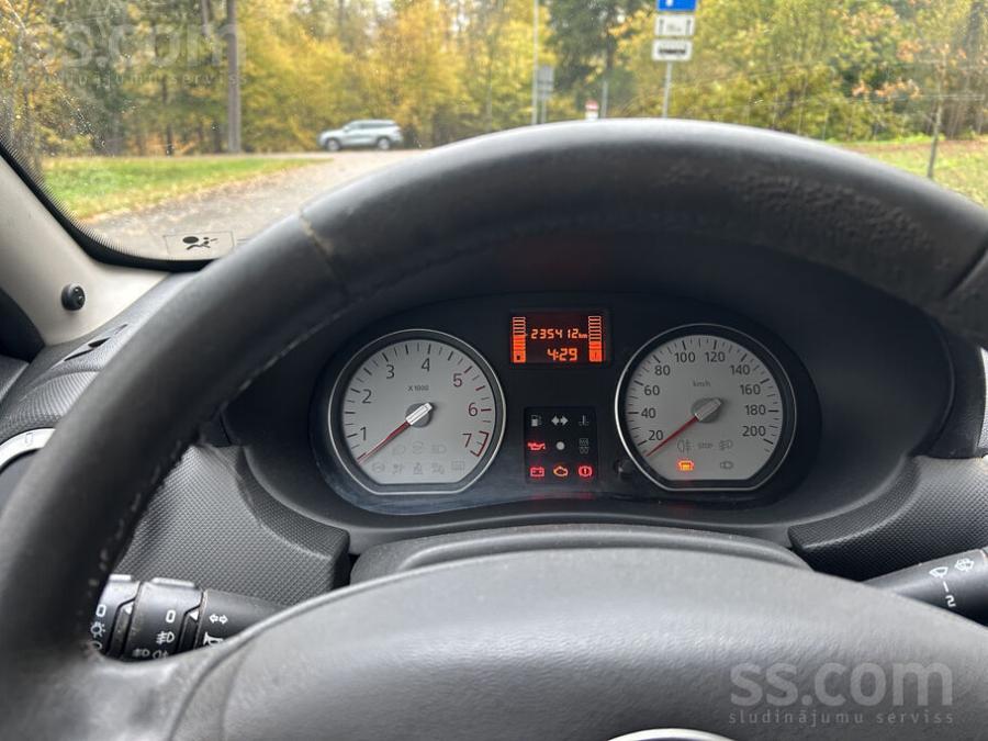 Zils Dacia Sandero 2011 Alūksne, ar dzinēja tilpumu 1.50 L un nobraukumu 0 tūkst. km par 1850 €, foto 13 vietnē AUTOMOTO.COM.LV