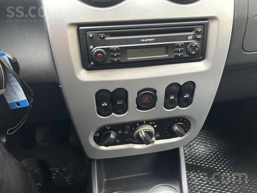 Zils Dacia Sandero 2011 Alūksne, ar dzinēja tilpumu 1.50 L un nobraukumu 0 tūkst. km par 1850 €, foto 14 vietnē AUTOMOTO.COM.LV