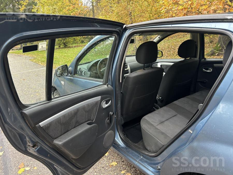 Zils Dacia Sandero 2011 Alūksne, ar dzinēja tilpumu 1.50 L un nobraukumu 0 tūkst. km par 1850 €, foto 20 vietnē AUTOMOTO.COM.LV
