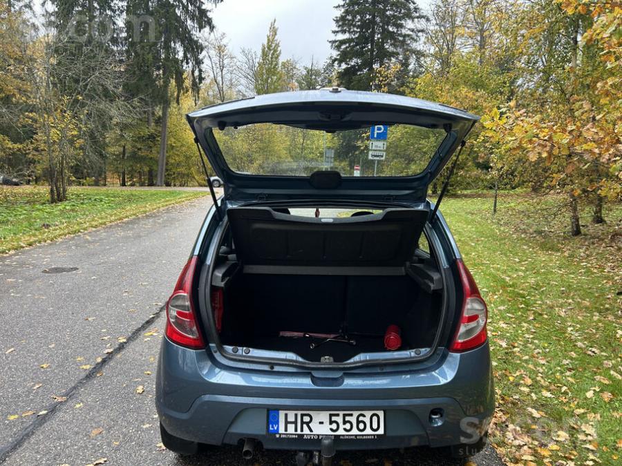Zils Dacia Sandero 2011 Alūksne, ar dzinēja tilpumu 1.50 L un nobraukumu 0 tūkst. km par 1850 €, foto 24 vietnē AUTOMOTO.COM.LV