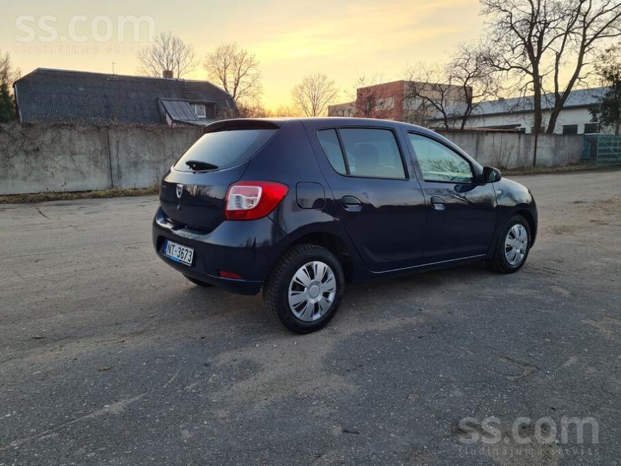 Zils Dacia Sandero 2013 Ogre, ar dzinēja tilpumu 1.20 L un nobraukumu 0 tūkst. km par 2990 €, foto 6 vietnē AUTOMOTO.COM.LV