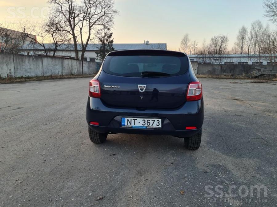 Zils Dacia Sandero 2013 Ogre, ar dzinēja tilpumu 1.20 L un nobraukumu 0 tūkst. km par 2990 €, foto 7 vietnē AUTOMOTO.COM.LV