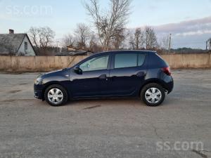 Zils Dacia Sandero 2013 Ogre, ar dzinēja tilpumu 1.20 L un nobraukumu 0 tūkst. km par 2990 €, foto 9 vietnē AUTOMOTO.COM.LV