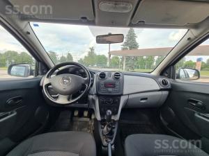 Zils Dacia Sandero 2013 Ogre, ar dzinēja tilpumu 1.20 L un nobraukumu 0 tūkst. km par 2990 €, foto 9 vietnē AUTOMOTO.COM.LV