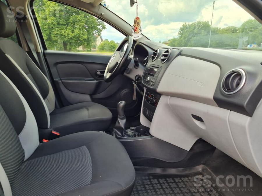 Zils Dacia Sandero 2013 Ogre, ar dzinēja tilpumu 1.20 L un nobraukumu 0 tūkst. km par 2990 €, foto 11 vietnē AUTOMOTO.COM.LV