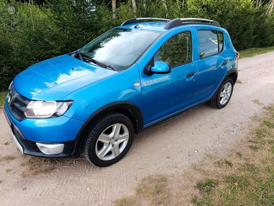 Zils Dacia Sandero 2014 Marijampole, ar dzinēja tilpumu 0.90 L un nobraukumu 141 tūkst. km par 2250 €, foto 1 vietnē AUTOMOTO.COM.LV